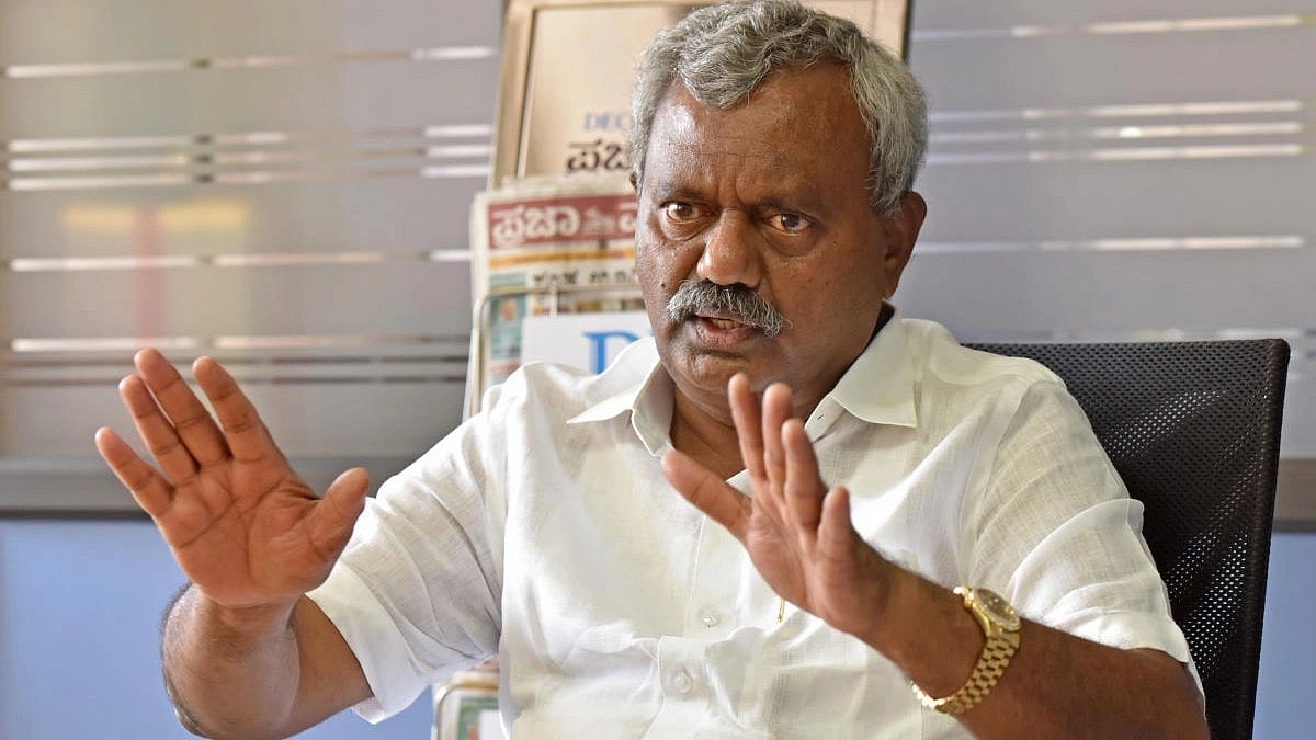 Karjol, Byrathi dare estranged BJP MLA Somashekar to resign