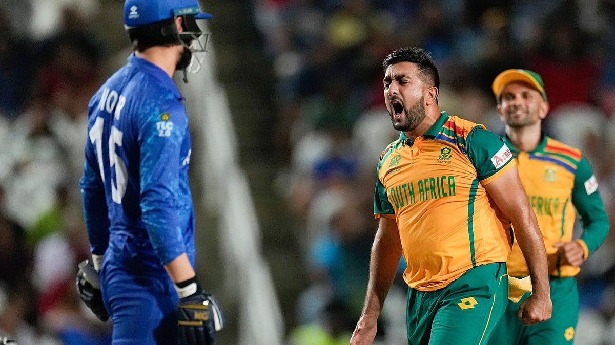 South Africa crushes Afghanistan, reaches T20 World Cup finals
