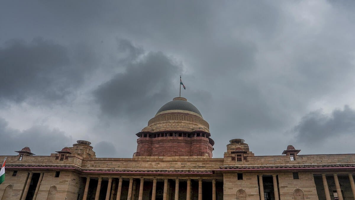 Rashtrapati Bhavan to host auction of Presidents' gifts; 250 items to ...