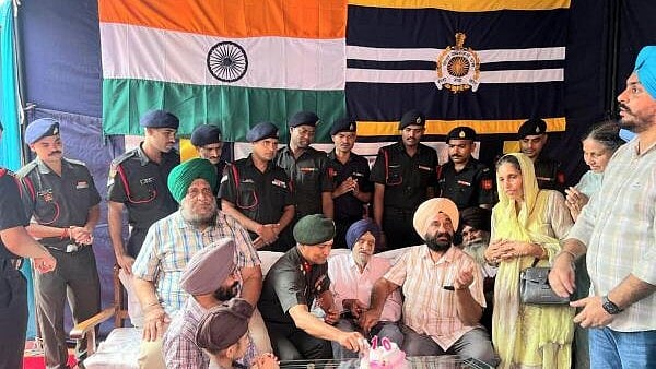World War II veteran turns 100, Indian Army celebrates his centennial ...