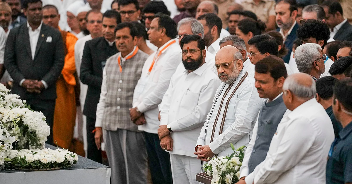 Ratan Tata Funeral Influential Personalities Gather To Pay Tribute To