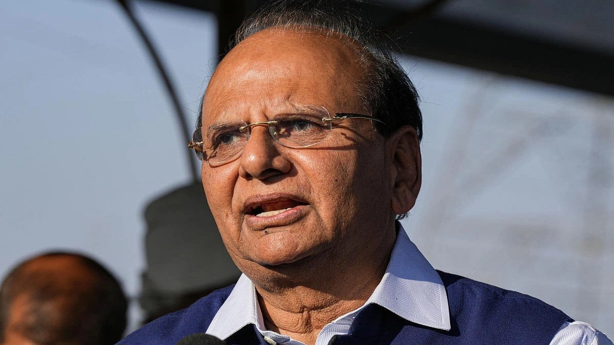 Will ensure MCD areas become as clean, beautiful as NDMC zones: L-G Saxena