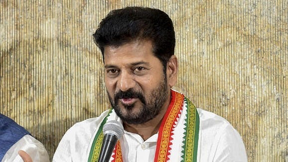 'Telangana Thalli' statue design represents state's cultural ethos: CM ...