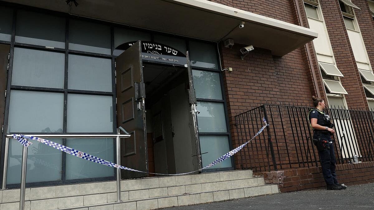 Australia launches antisemitism task force after synagogue arson attack