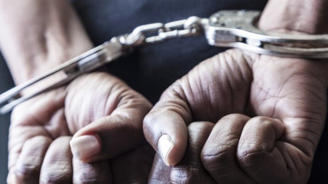 Man evading arrest for years by faking own death arrested in UP