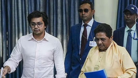 Mayawati's nephew gives cops 24 hrs to arrest Cong's Udit Raj over 'strangle' BSP chief remark