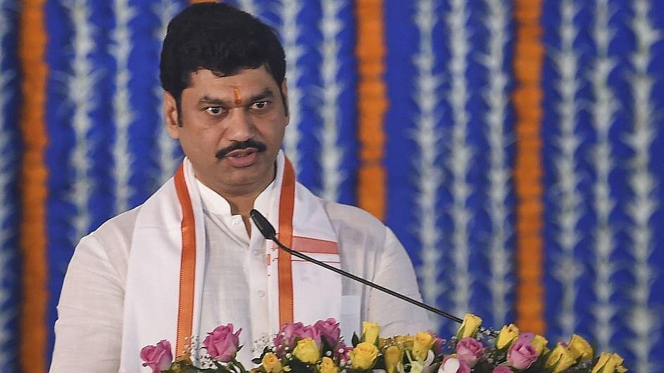 Beed sarpanch murder: Munde's resignation will be announced before ...