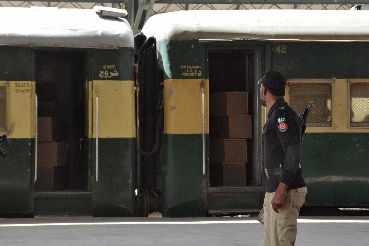 Pakistan train hijack live updates: Army says operation against ...