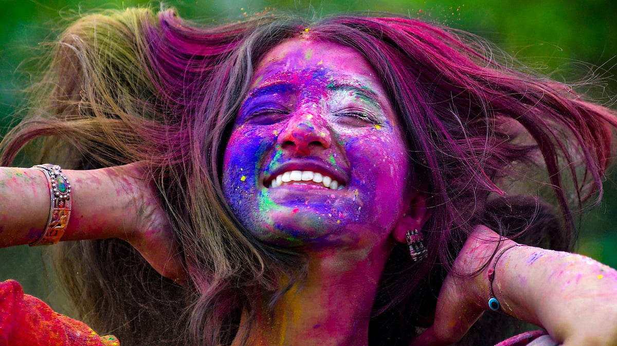 Holi 2025: 5 Must-follow post-Holi Hair & Skincare tips