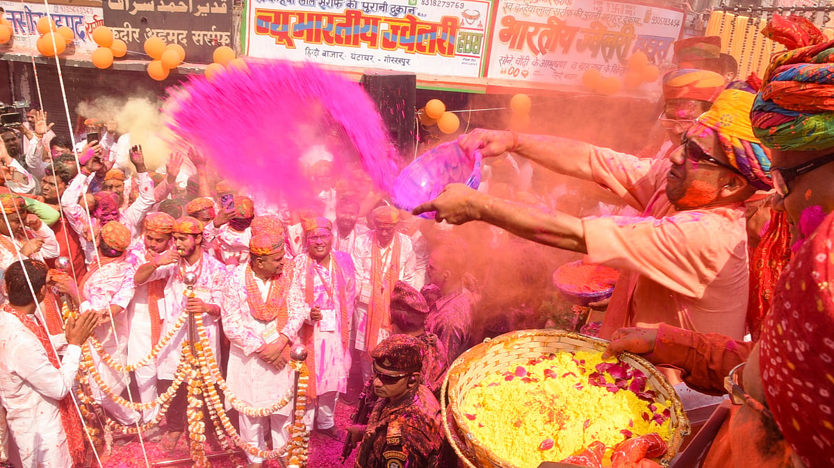 Holi 2025: Political leaders celebrate the festival of colors