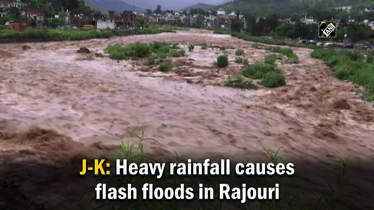 J&K: Heavy rainfall causes flash floods in Rajouri