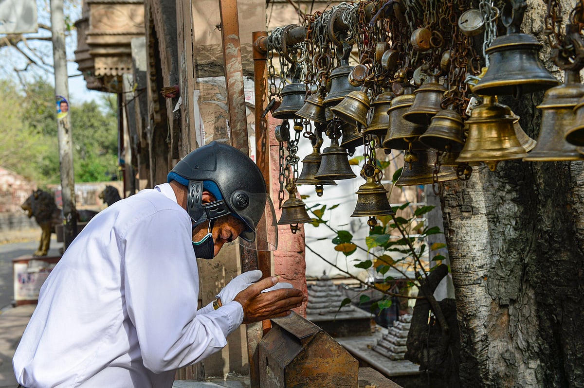 In Pictures: India under lockdown, Day 15