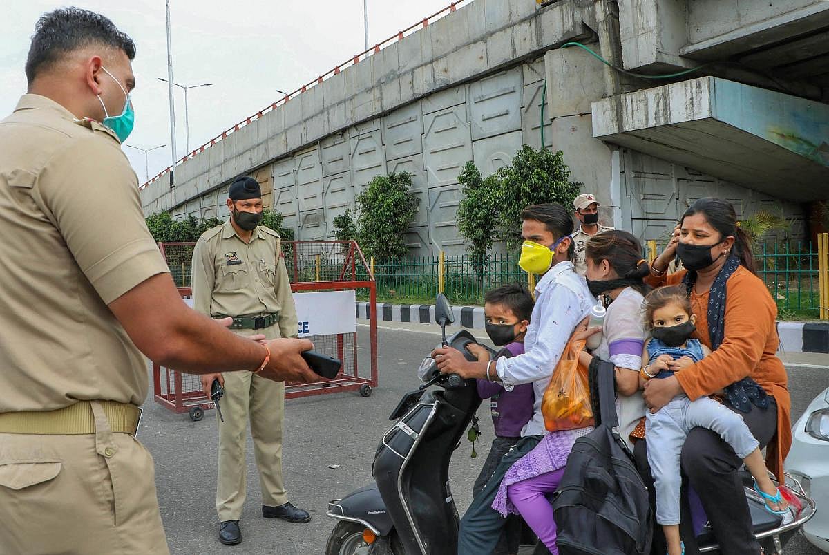 In Pictures: India under lockdown, Day 22