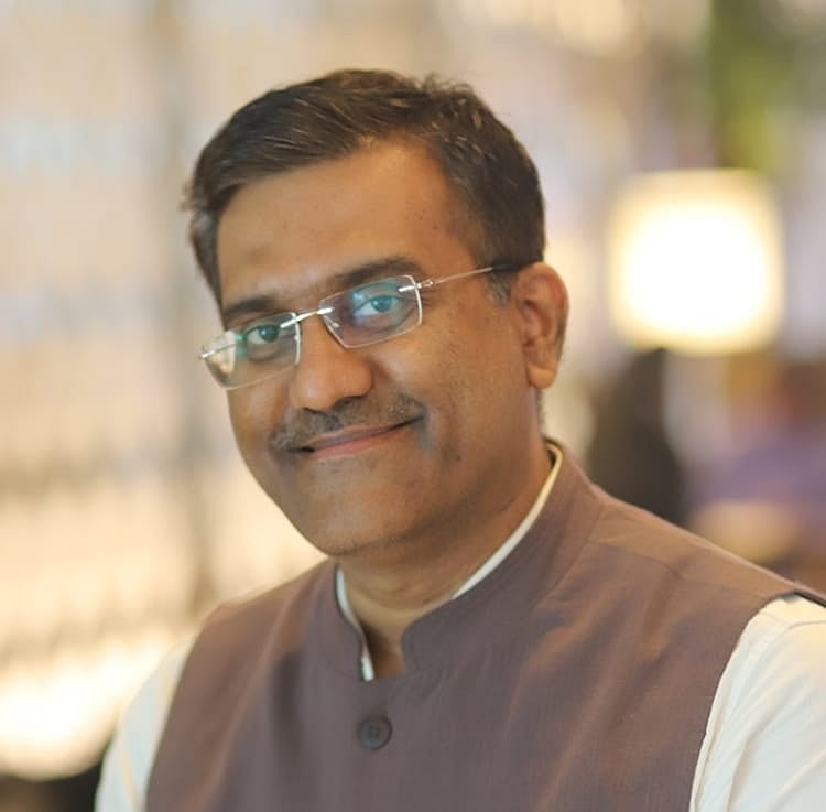 Ayes to AI, but with eyes open