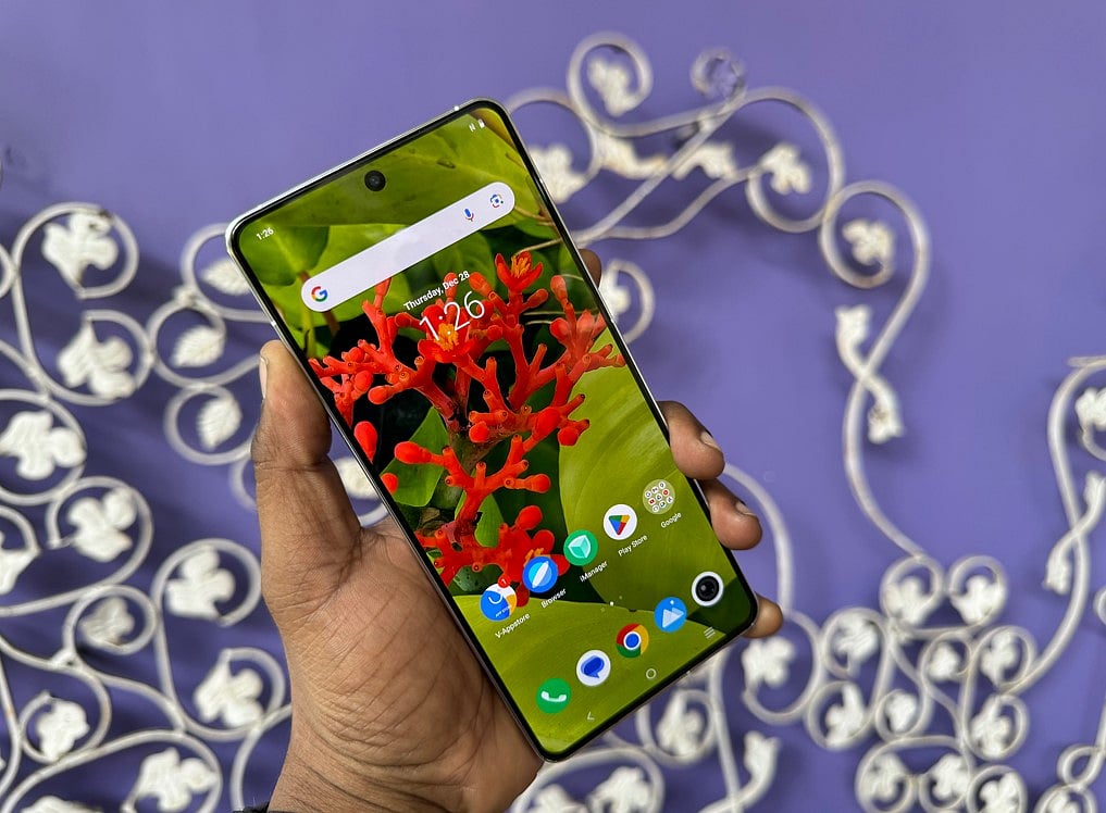 iQOO 12 5G review: Powerful premium phone