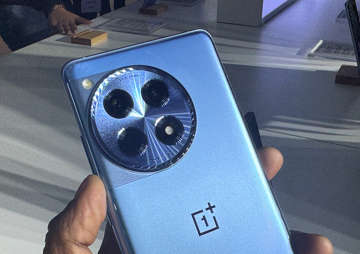 OnePlus 12,12R, Buds 3 series launched in India