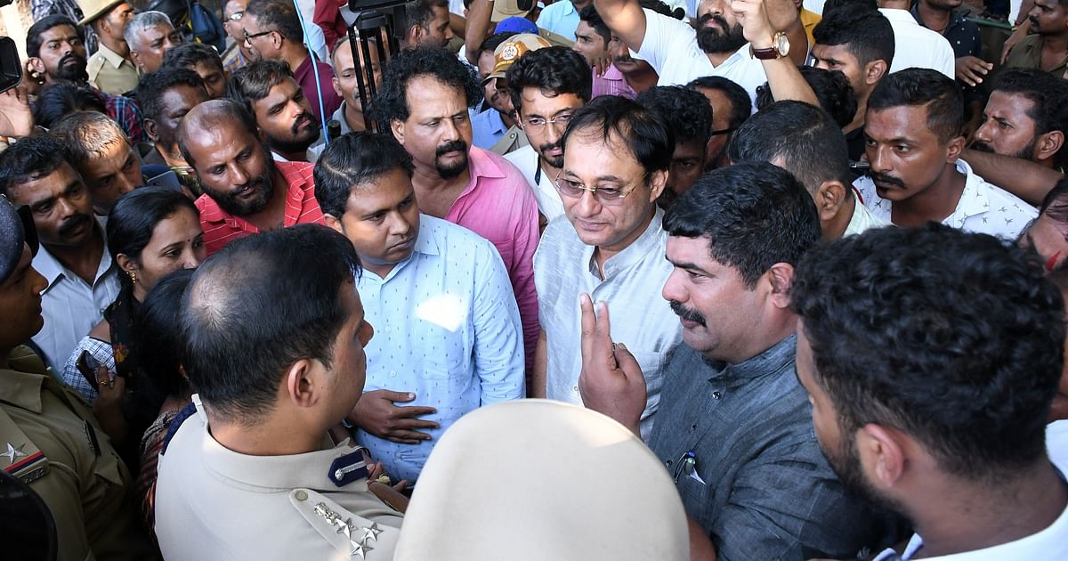 Karnataka Education Department begins probe into Mangaluru school row Karnataka Education Department begins probe into Mangaluru school row