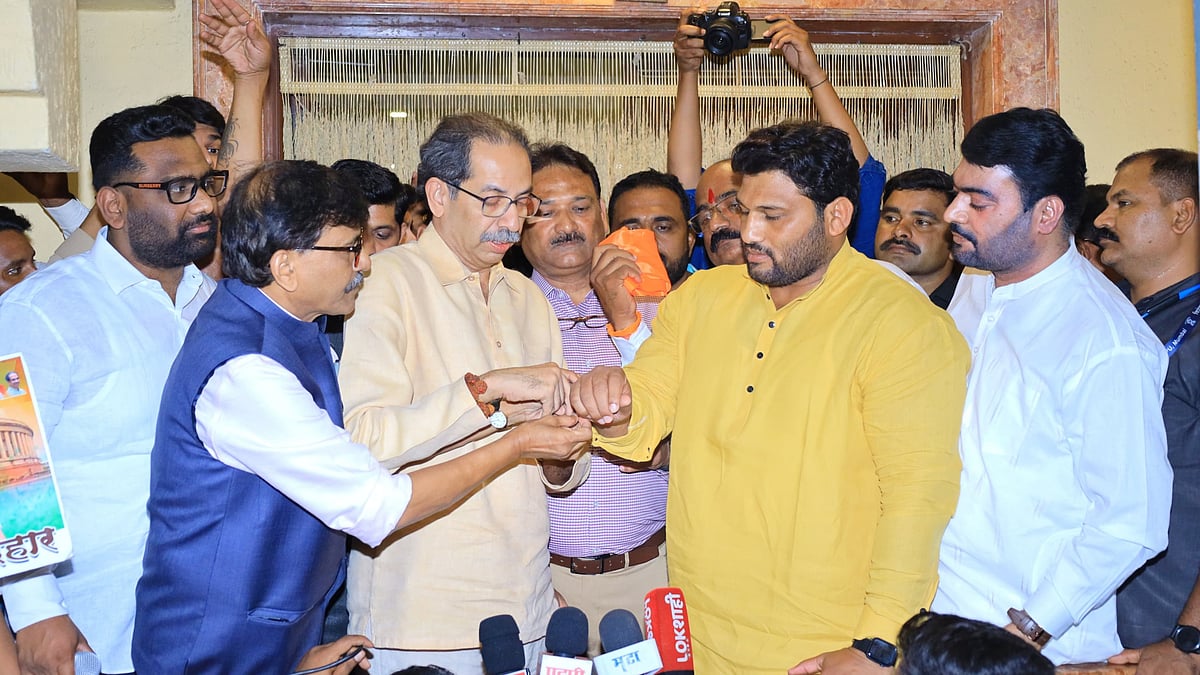 Wrestler Chandrahar Patil joins Shiv Sena (UBT)