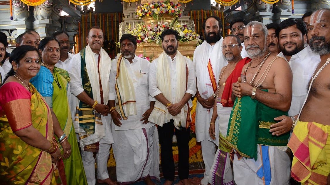 Ahead of polls Revanth launches 'Indiramma Houses'