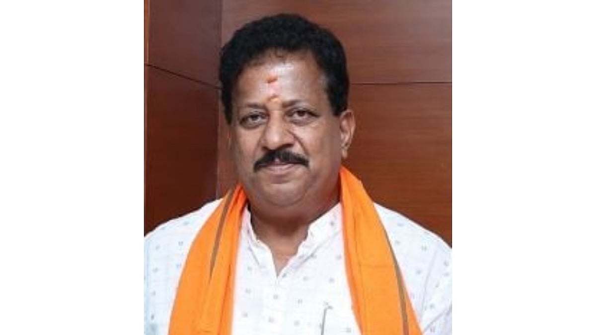 Lok Sabha elections 2024: Vishwanath warns Sudhakar against 'gimmicks'