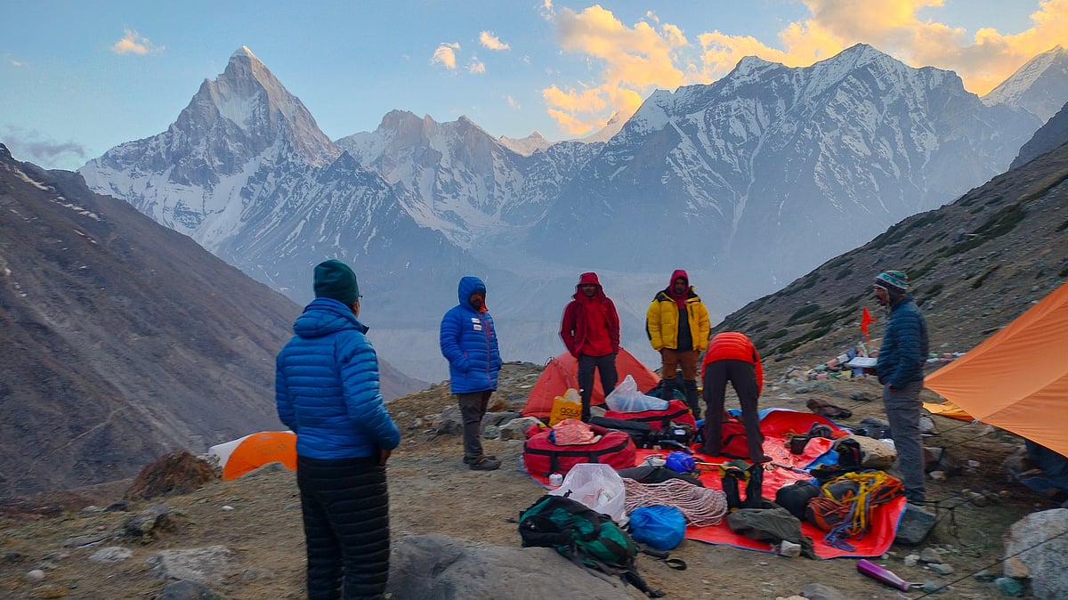 Giripremi's young mountaineers successfully scale Mt Thelu in Uttarakhand