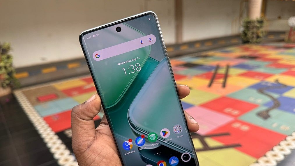 iQOO Z9s review: Good performer with dashing looks