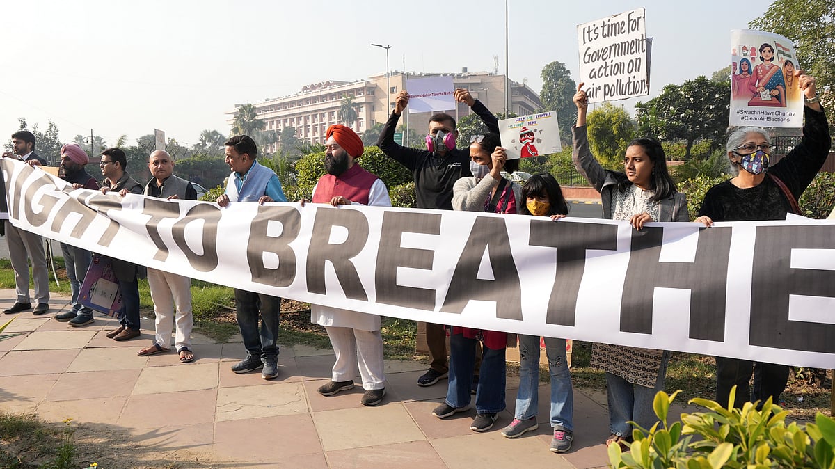 'Saans Nahin To Vote Nahin': Delhiites stage protest against poor air ...