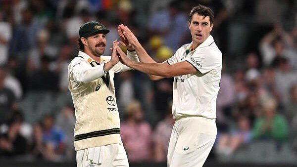 Send-off row: Cummins defends team behaviour, terms Head 'a big boy ...