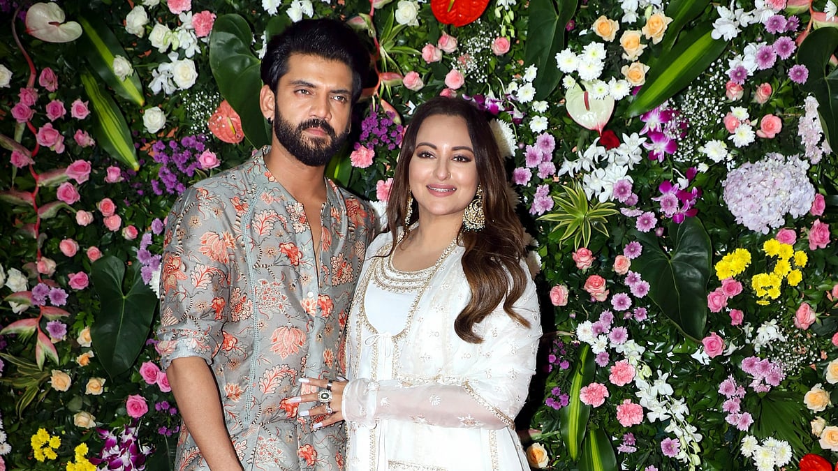 Sonakshi Sinha criticises Mukesh Khanna for 'distasteful' comments ...