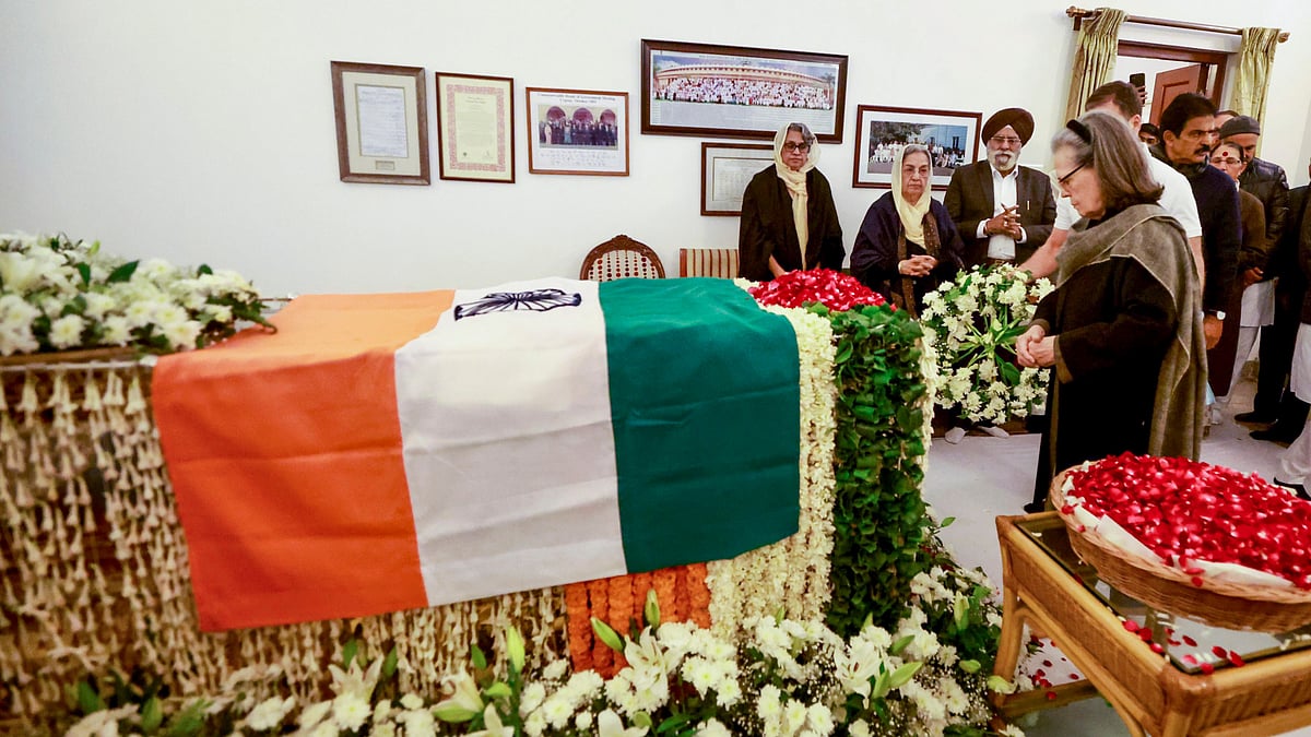 RIP Manmohan Singh: Political bigwigs pay tribute to former PM