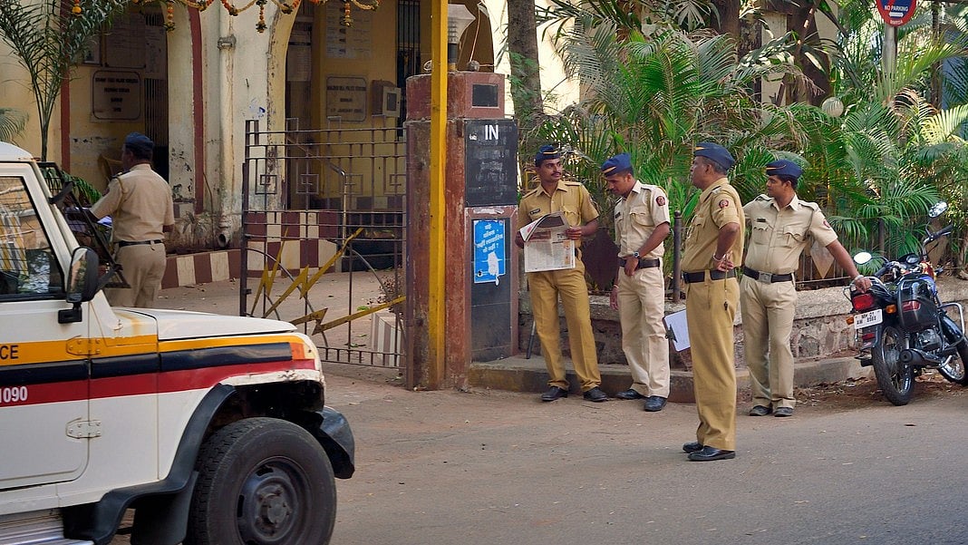 Dalit man dies in Madhya Pradesh police station while recording ...