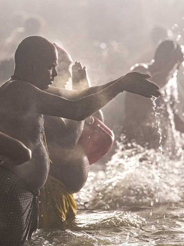 Maha Kumbh 2025: Devotees take ‘Amrit Snan’ on Makar Sankranti