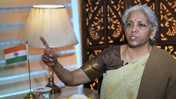 India macro fundamentals strong, rupee not depreciating against any ...