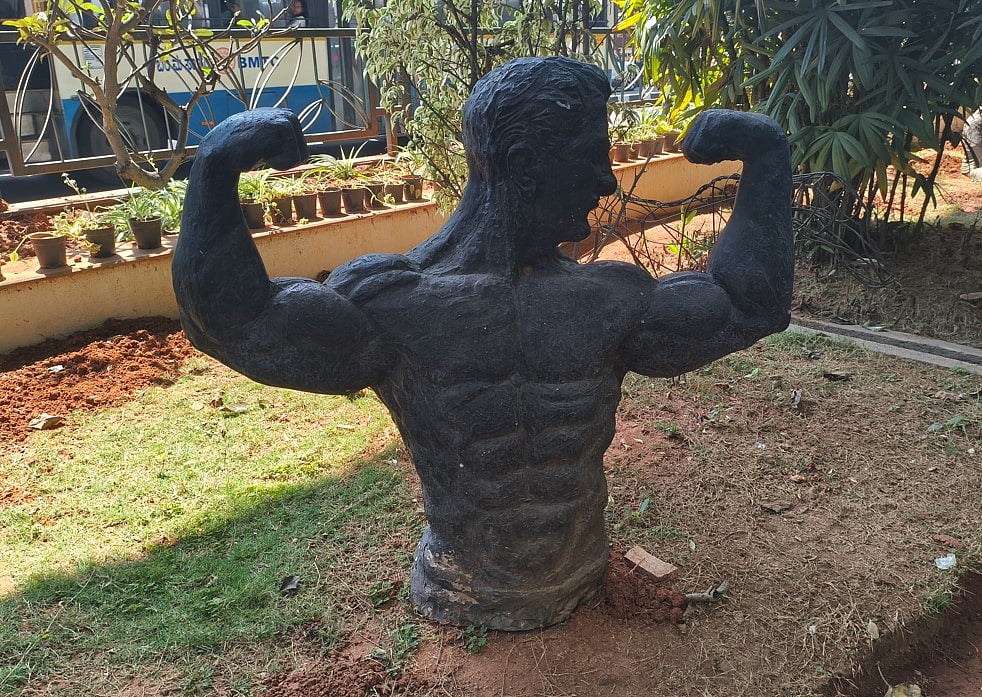 Poco X7 review: Good performer with flashy design