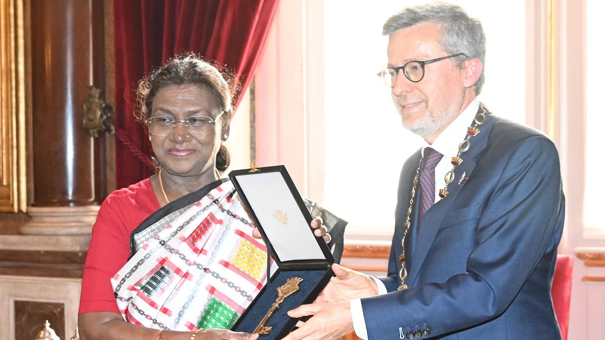 President Droupadi Murmu given City Key of Honour in Lisbon