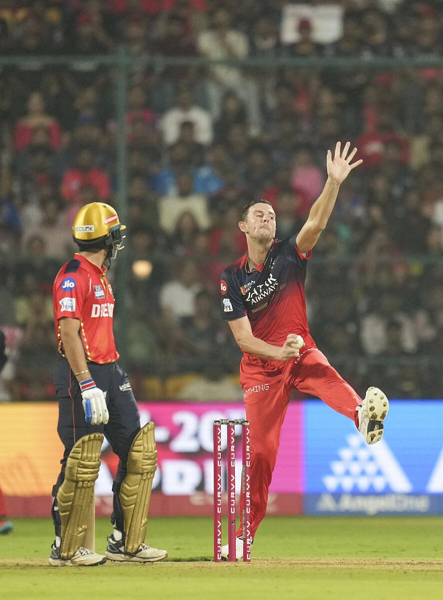 IPL 2025: Top 5 Bowlers to Watch in RCB vs PBKS Match