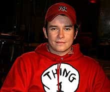 Boyzone singer Stephen Gately dies at 33