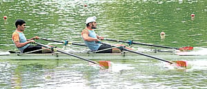 Maharashtra lift overall title