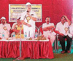 Acharya inaugurates platinum jubilee of Udupi municipality