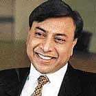 L N Mittal drives into Mumbai RTO to get licence