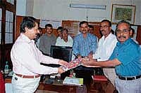 Chinnappa Gowda takes charge as new DC for Chikmagalur