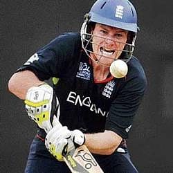 England enter Super Eight stage