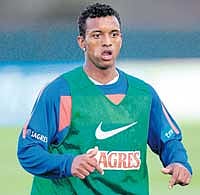 Nani blow to Portugal hopes