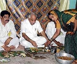 CM meets organic farmers in Shirol