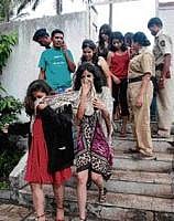 Police raid rave party in Pune