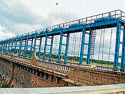 New crest gates installed at KRS dam