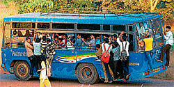 Crowded buses make travel nightmare