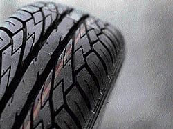 Moderate topline growth to mar softening rubber price benefits