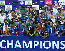 India lift Nehru Cup for third time in thrilling fashion