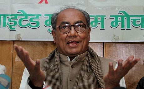 CAG chief should reconsider its loss estimate on 2G: Digvijay
